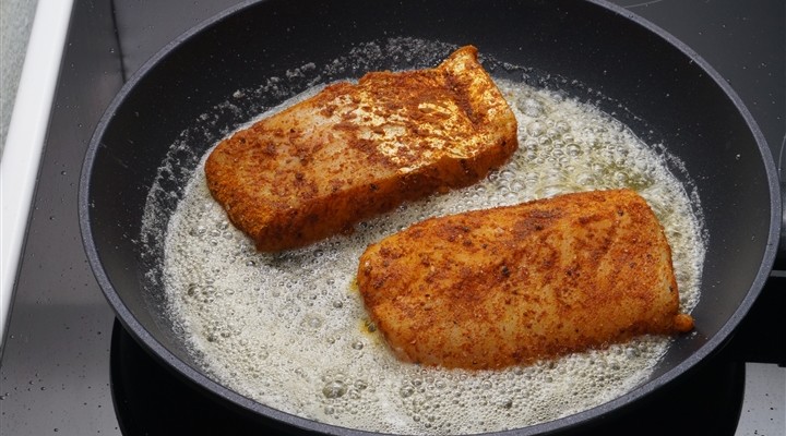 Gebakken Kerrie Vis Recept | Foodictive